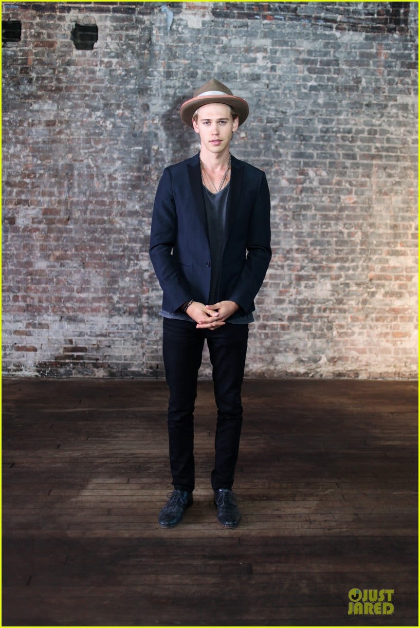 Kelly Osbourne & Austin Butler: AllSaints Presentation (Exclusive ...
