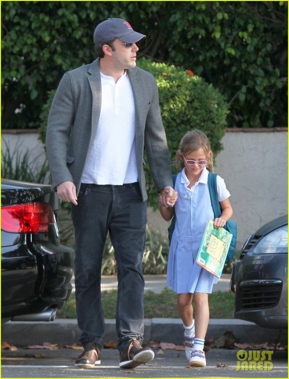 Ben Affleck Shows Off His Boston Pride: Photo 2978740 | Ben Affleck ...