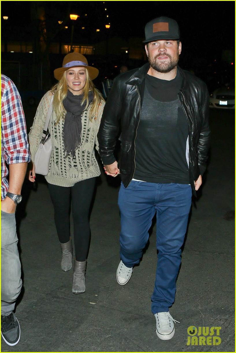 Hilary Duff & Mike Comrie: John Mayer Concert Couple!: Photo 2967366 ...