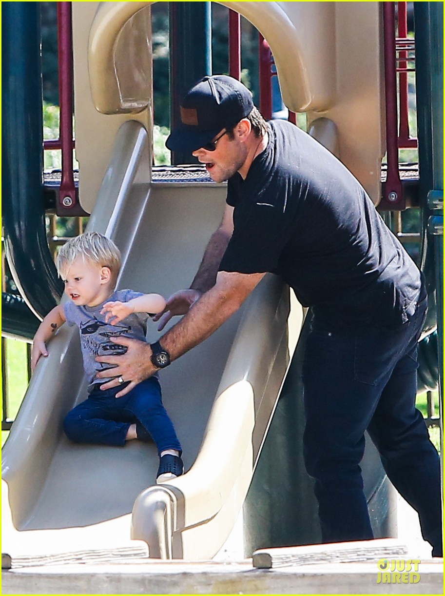 Hilary Duff: Mike Comrie Slides with Luca!: Photo 2970399 | Celebrity ...