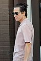 Jake Gyllenhaal Wears Hair in Tiny Bun on 'Nightcrawler' Set: Photo ...