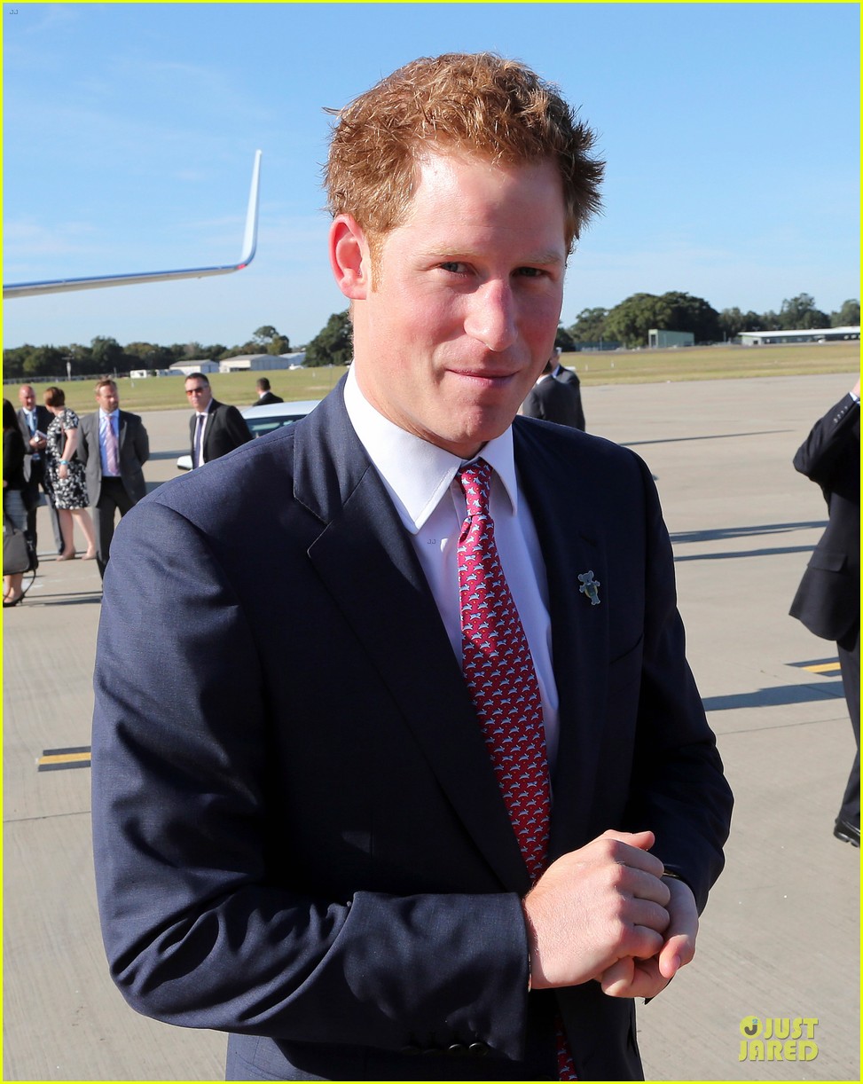 Prince Harry Departs Sydney Airport for Australian City Perth!: Photo ...