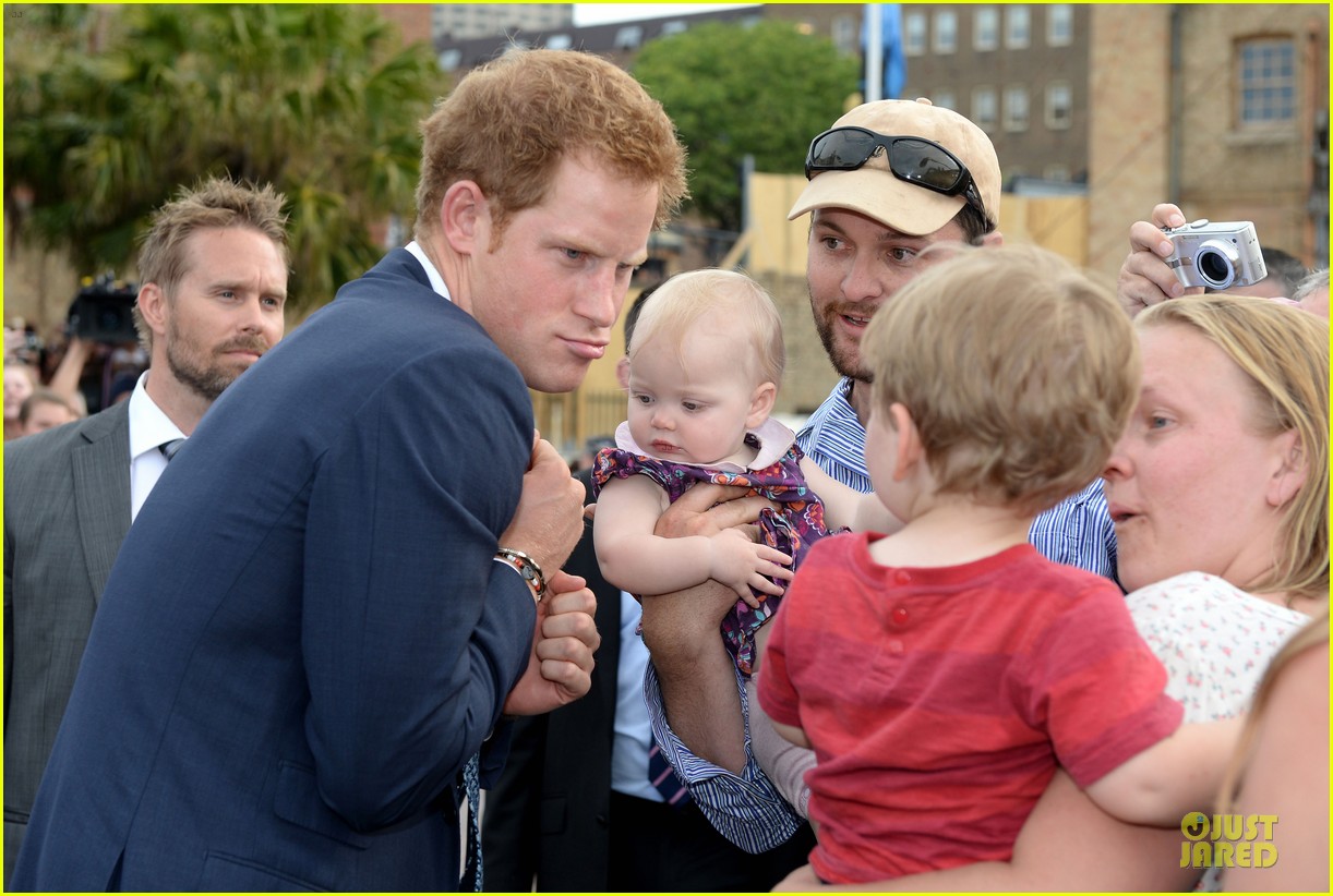 Prince Harry Departs Sydney Airport for Australian City Perth!: Photo ...