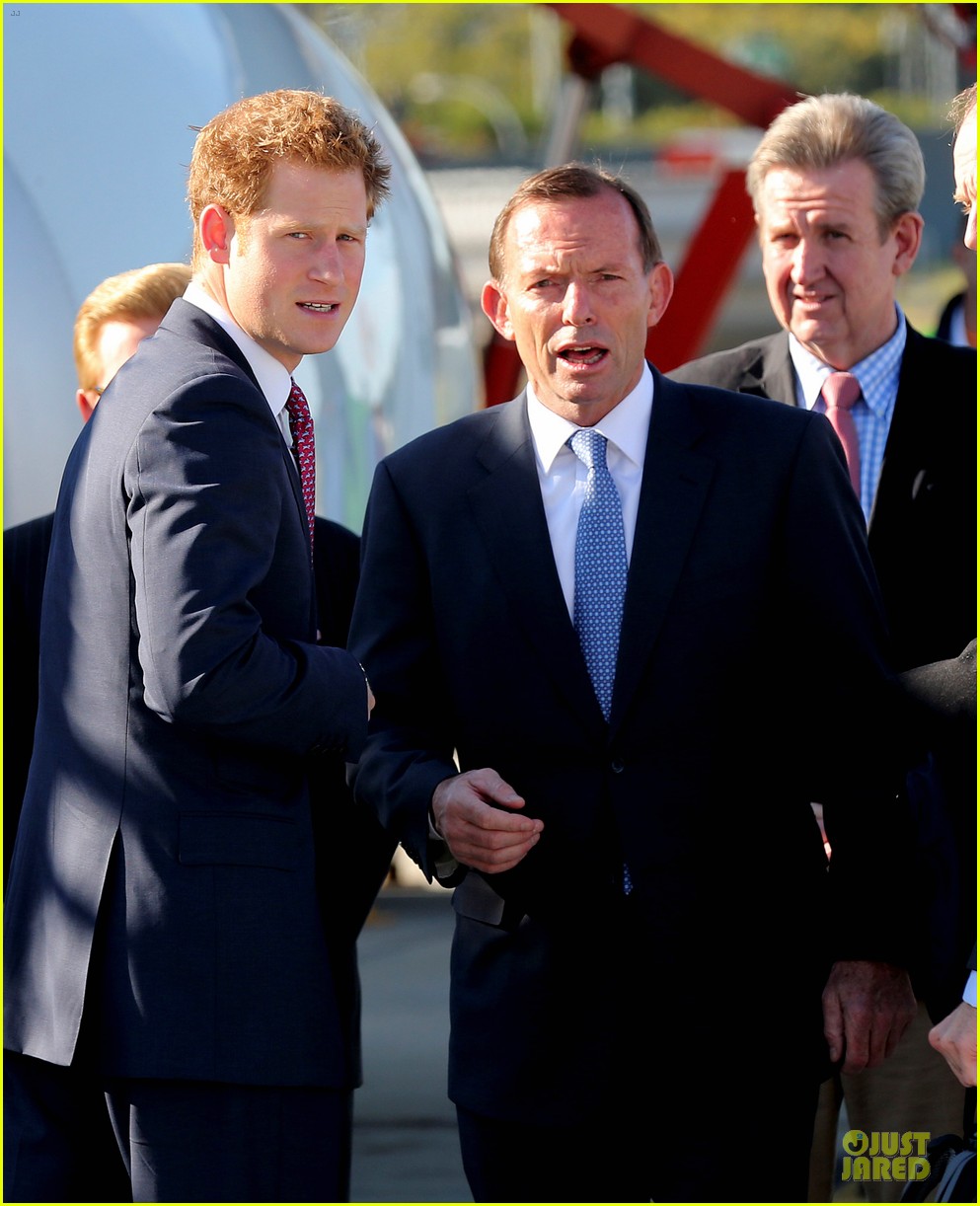 Prince Harry Departs Sydney Airport for Australian City Perth!: Photo ...