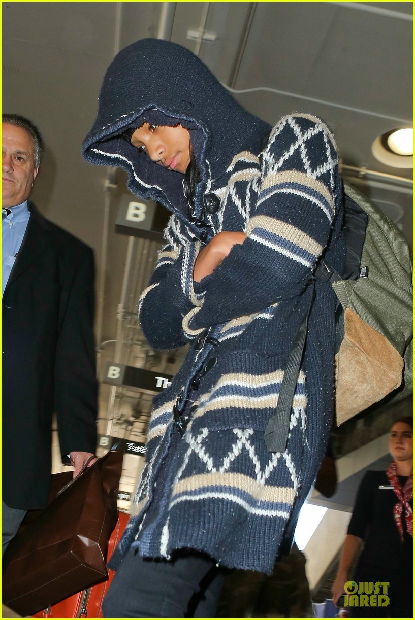 Jada Pinkett Smith Debuts New Buzz Hairdo!: Photo 2968082 | Jada ...