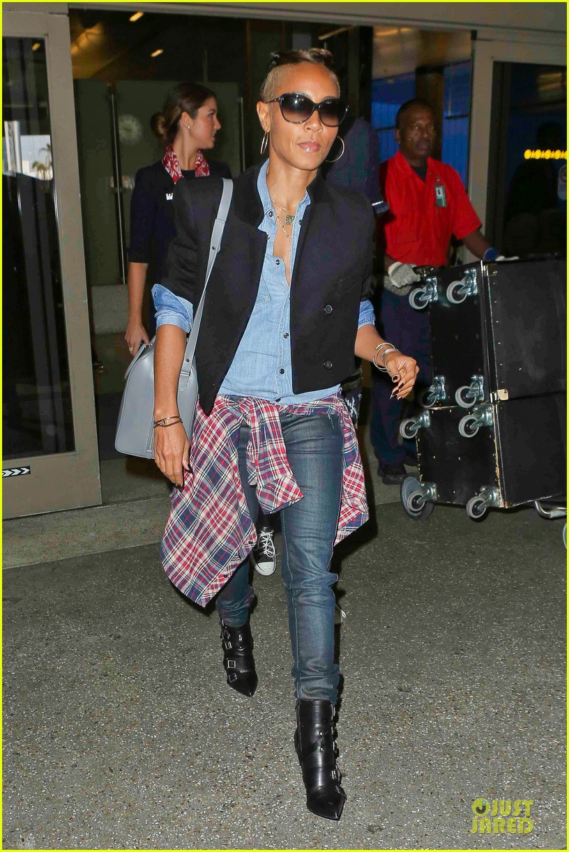 Jada Pinkett Smith Debuts New Buzz Hairdo!: Photo 2968089 | Jada ...