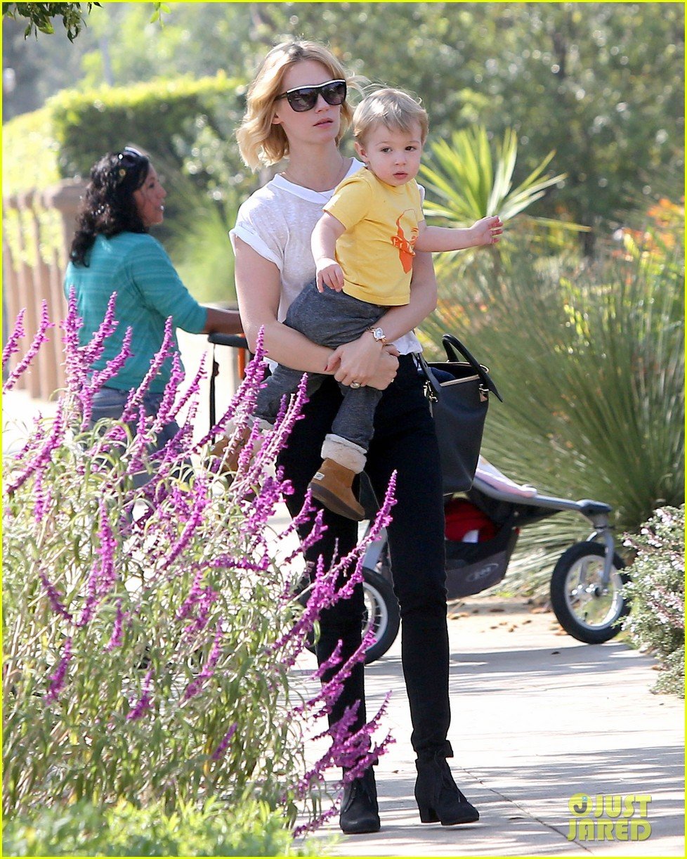 January Jones & Xander Spend Some Quality Time Together!: Photo 2977674 ...