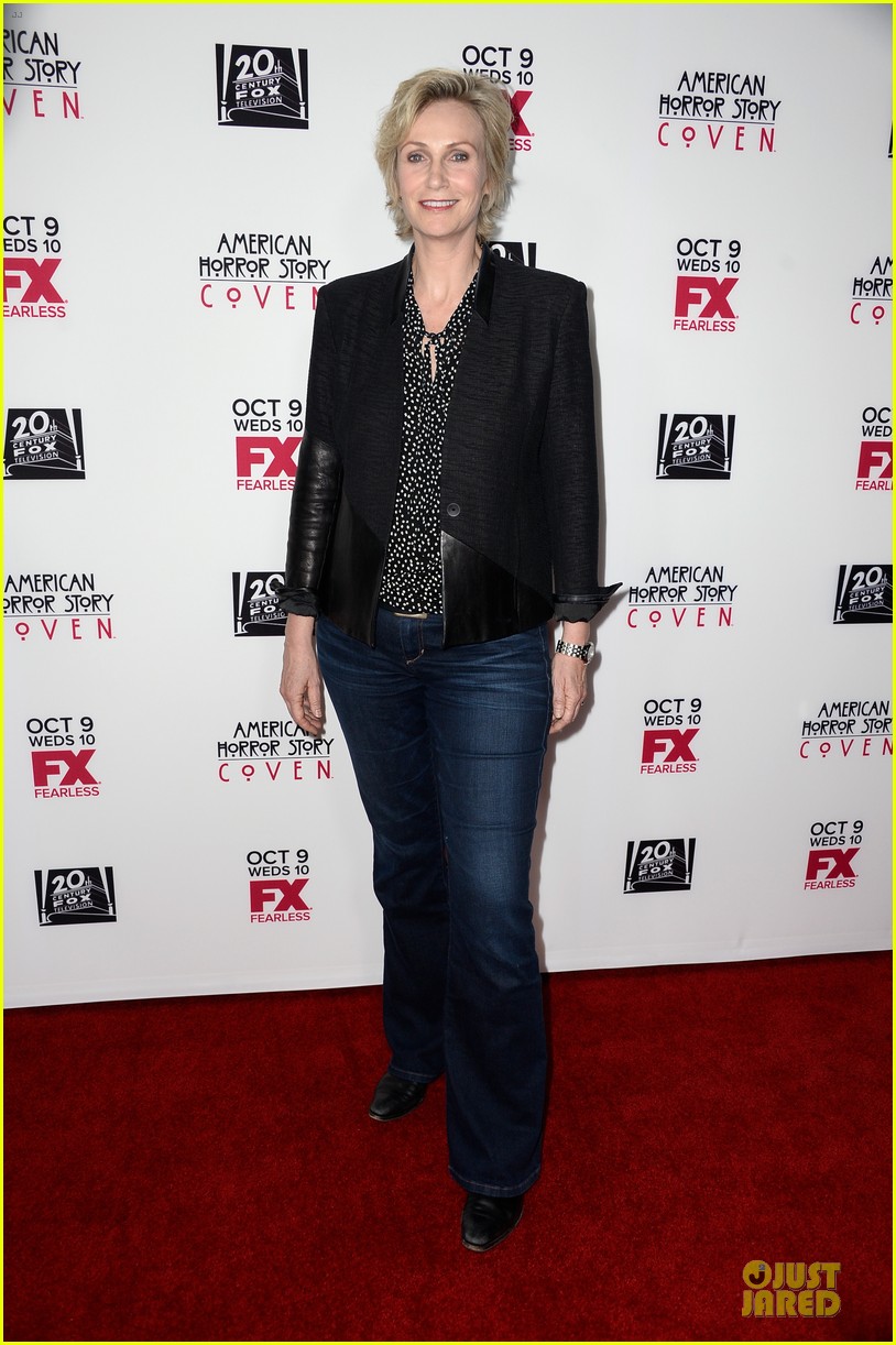 Emma Roberts & Evan Peters: 'American Horror Story: Coven' Premiere ...