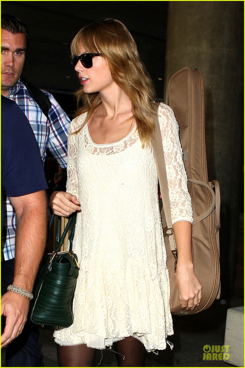 Taylor Swift Talks 'Sweeter Than Fiction' for 'One Chance' Trailer ...