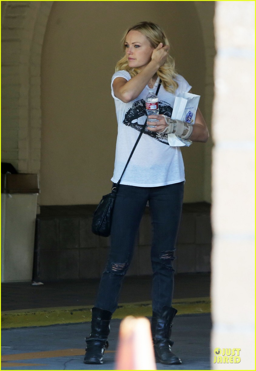 Malin Akerman Wears Arm Brace After Doctor's Visit: Photo 2984839 ...