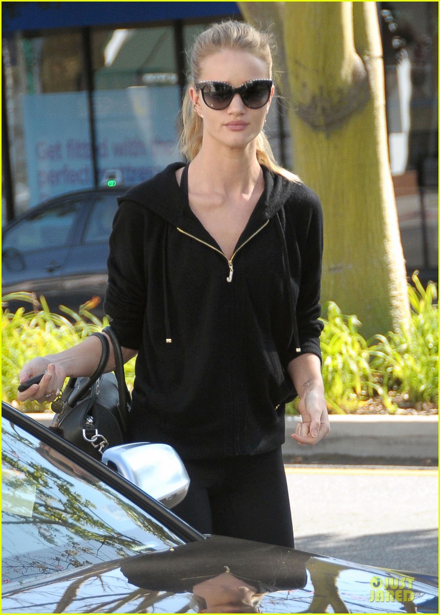 Rosie Huntington-Whiteley & Malin Akerman: Baby2Baby Gala!: Photo ...