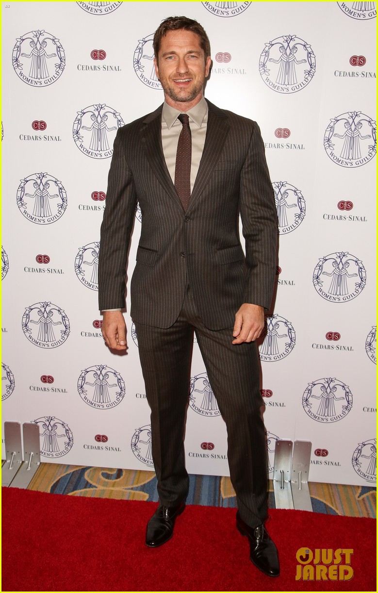 Gerard Butler: Women's Guild Cedars-Sinai Gala!: Photo 2996892 | Gerard ...
