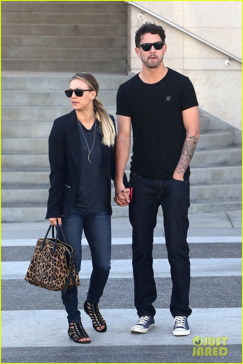 Kaley Cuoco & Ryan Sweeting: Kiss Kiss!: Photo 2990552 | Kaley Cuoco ...