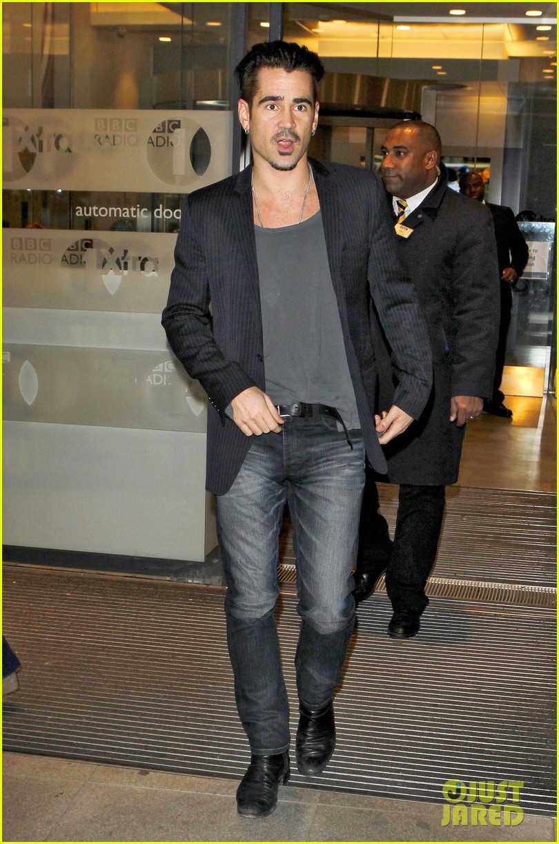 Colin Farrell Discusses Using Life Experience for 'Saving Mr. Banks ...