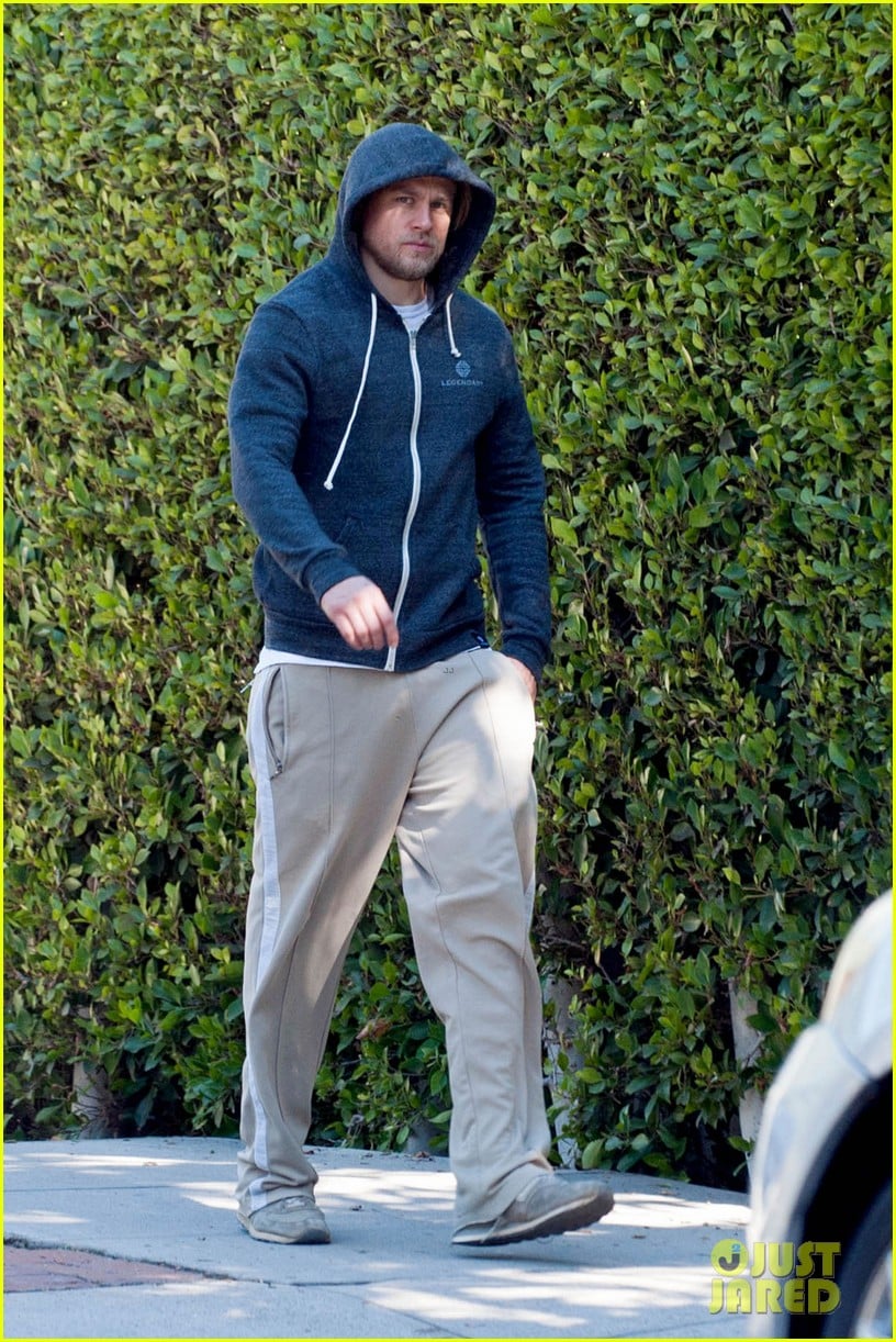 Charlie Hunnam on Jamie Dornan: 'He'll Do a Great Job': Photo 3000170 ...