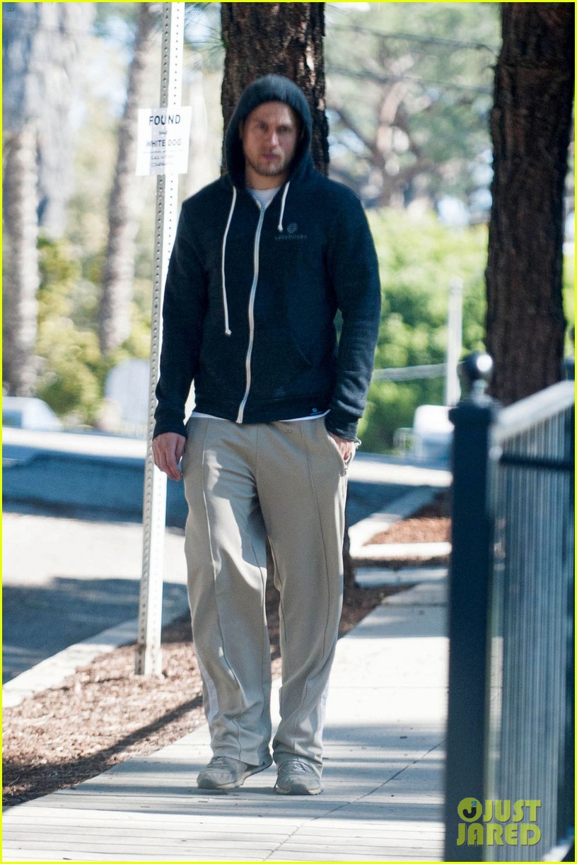 Charlie Hunnam on Jamie Dornan: 'He'll Do a Great Job': Photo 3000175 ...