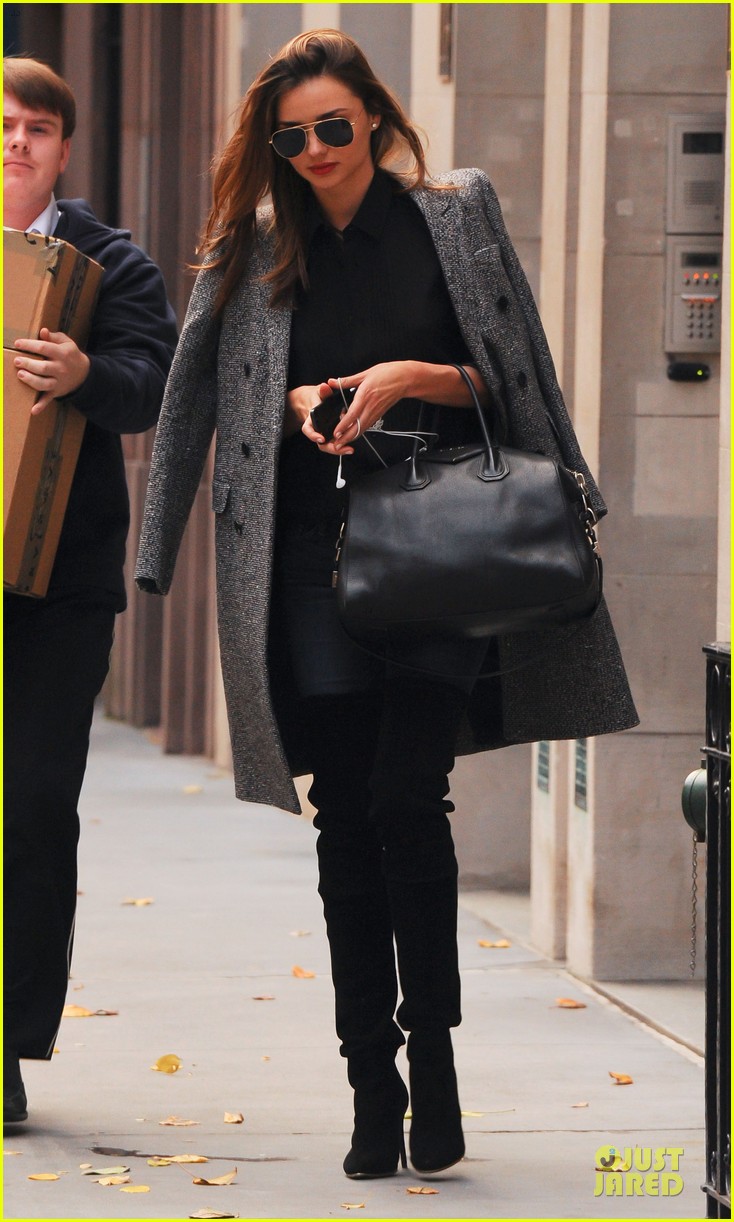 Miranda Kerr: You Can Pre-Order My Book 'Empower Yourself'!: Photo ...