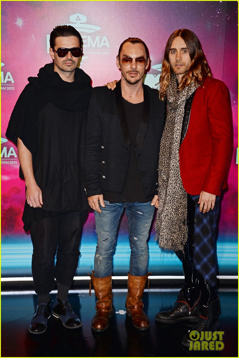 Jared Leto & Thirty Seconds to Mars - MTV EMA 2013 Red Carpet: Photo ...