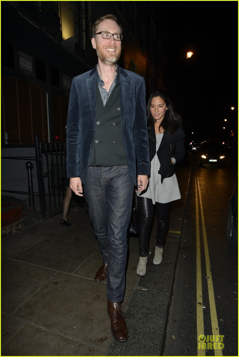 Olivia Munn: Groucho Club with Stephen Merchant!: Photo 2994051 ...
