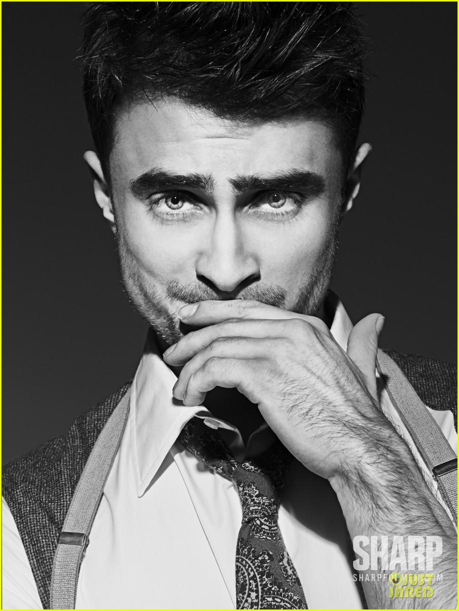Daniel Radcliffe Covers 'Sharp' Magazine November 2013: Photo 2984904 ...