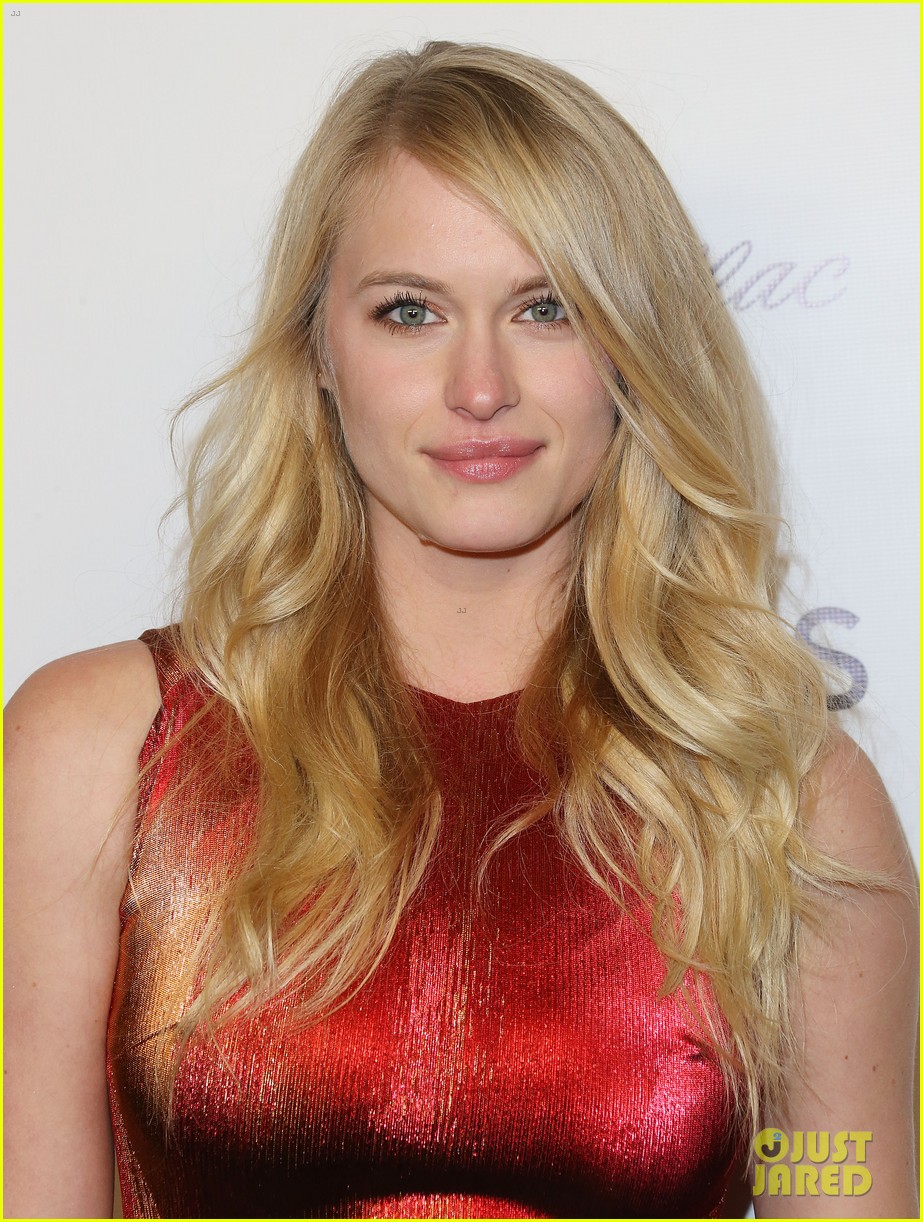 Rashida Jones & Matthew Morrison: Hollywood Mavericks 2013: Photo ...