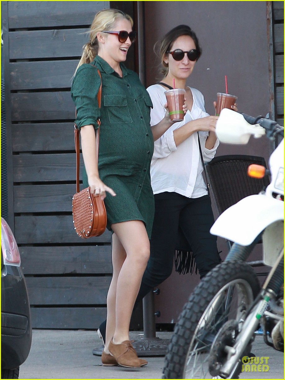 Teresa Palmer & Mark Webber: Family Lunch After Christmas!: Photo ...