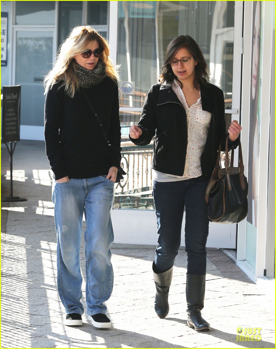 Ellen Pompeo & Chris Ivery: Disney on Ice with Stella!: Photo 3012113 ...