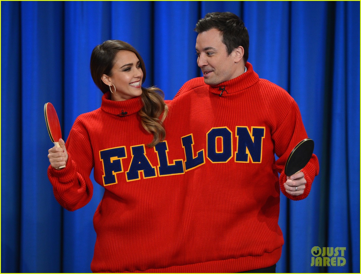 Jessica Alba Gets Into Jimmy Fallon's Sweater on 'Late Night'!: Photo ...