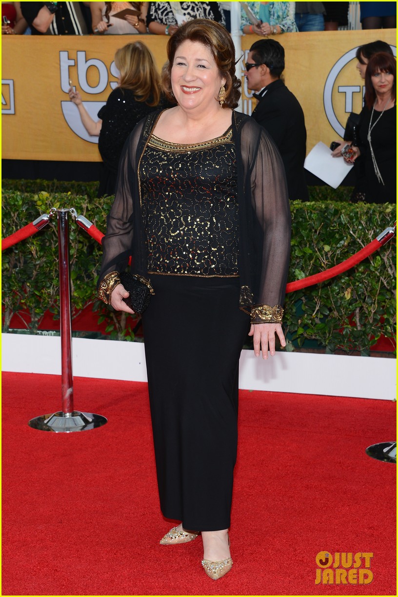 Abigail Breslin & Juliette Lewis - SAG Awards 2014 Red Carpet: Photo ...