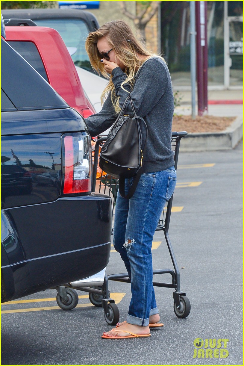 Kaley Cuoco: Drink Less, Kiss More!: Photo 3036823 | Kaley Cuoco Photos ...