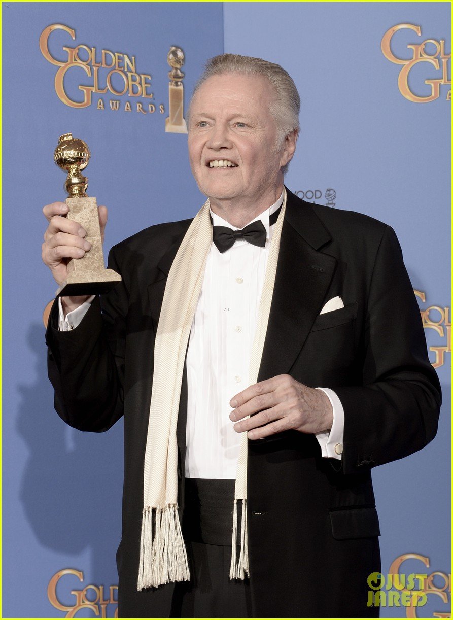 Jon Voight WINS TV's Best Supporting Actor at Golden Globes!: Photo ...