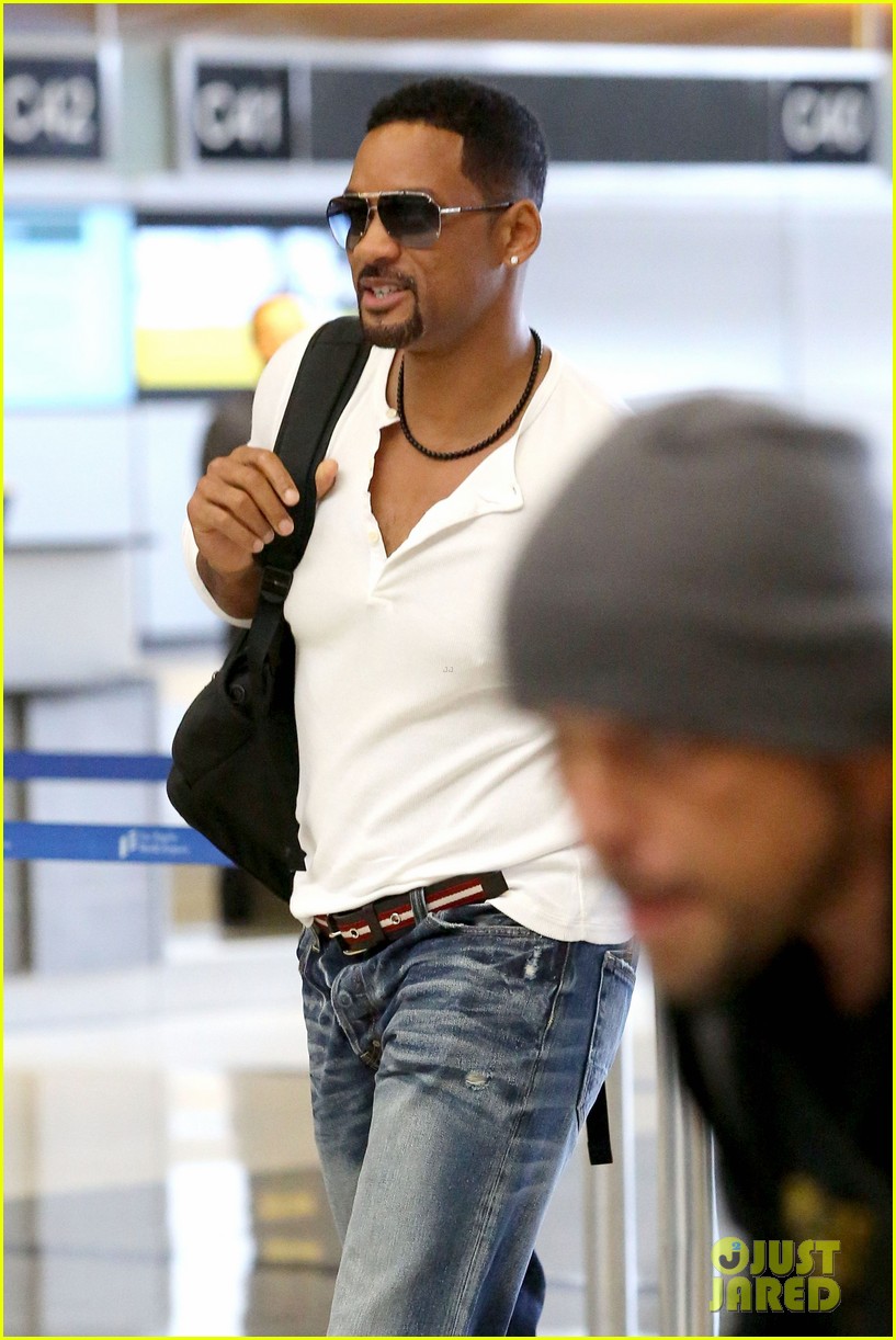 Photo: buff will smith takes jaden out of town 02 | Photo 3044250 ...