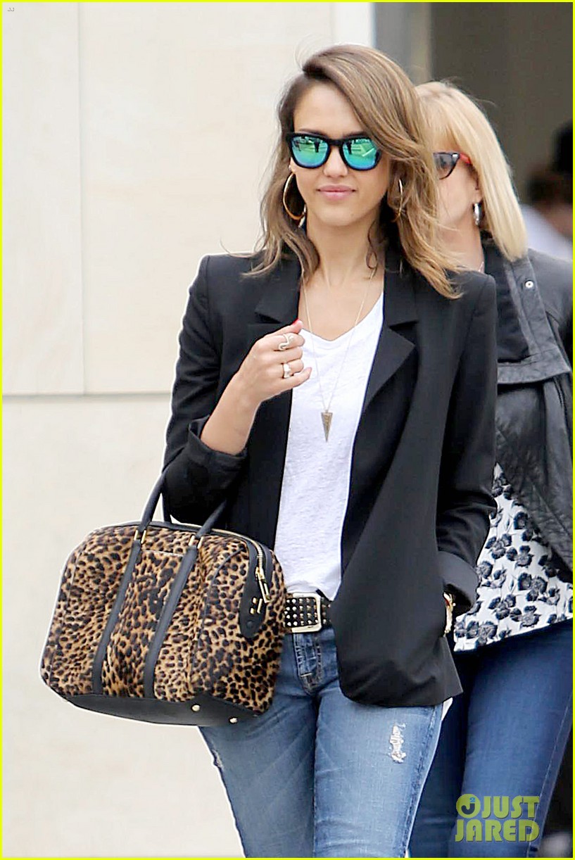 Jessica Alba: Share Your Story with Voto Latino!: Photo 3056801 ...