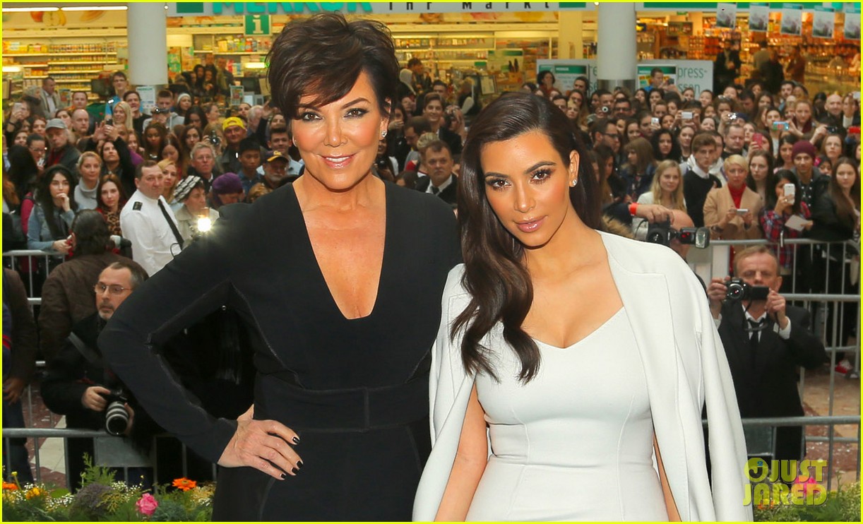 Kim Kardashian Glams Up for Mall Appearance Ahead of Vienna Ball: Photo ...