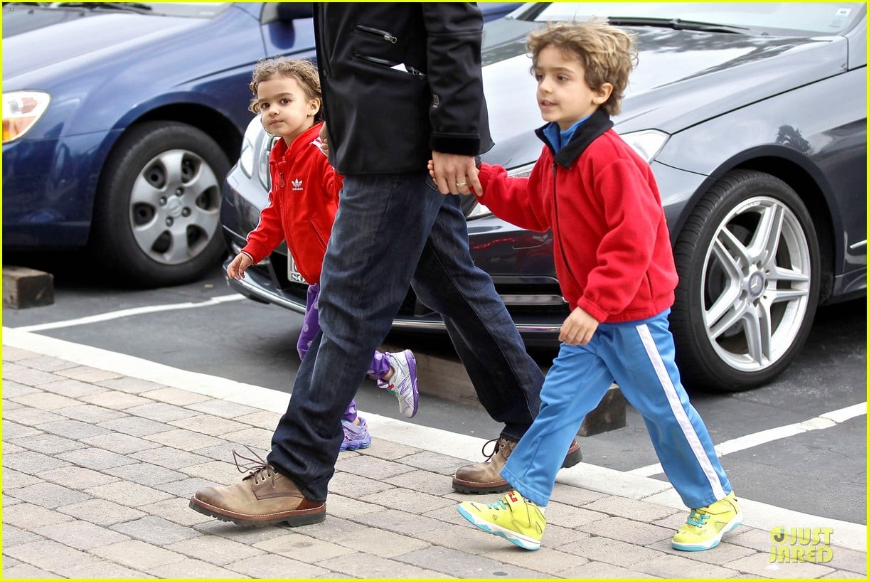 Matthew McConaughey: 'Lego Movie' Showing with the Kids!: Photo 3056056 ...