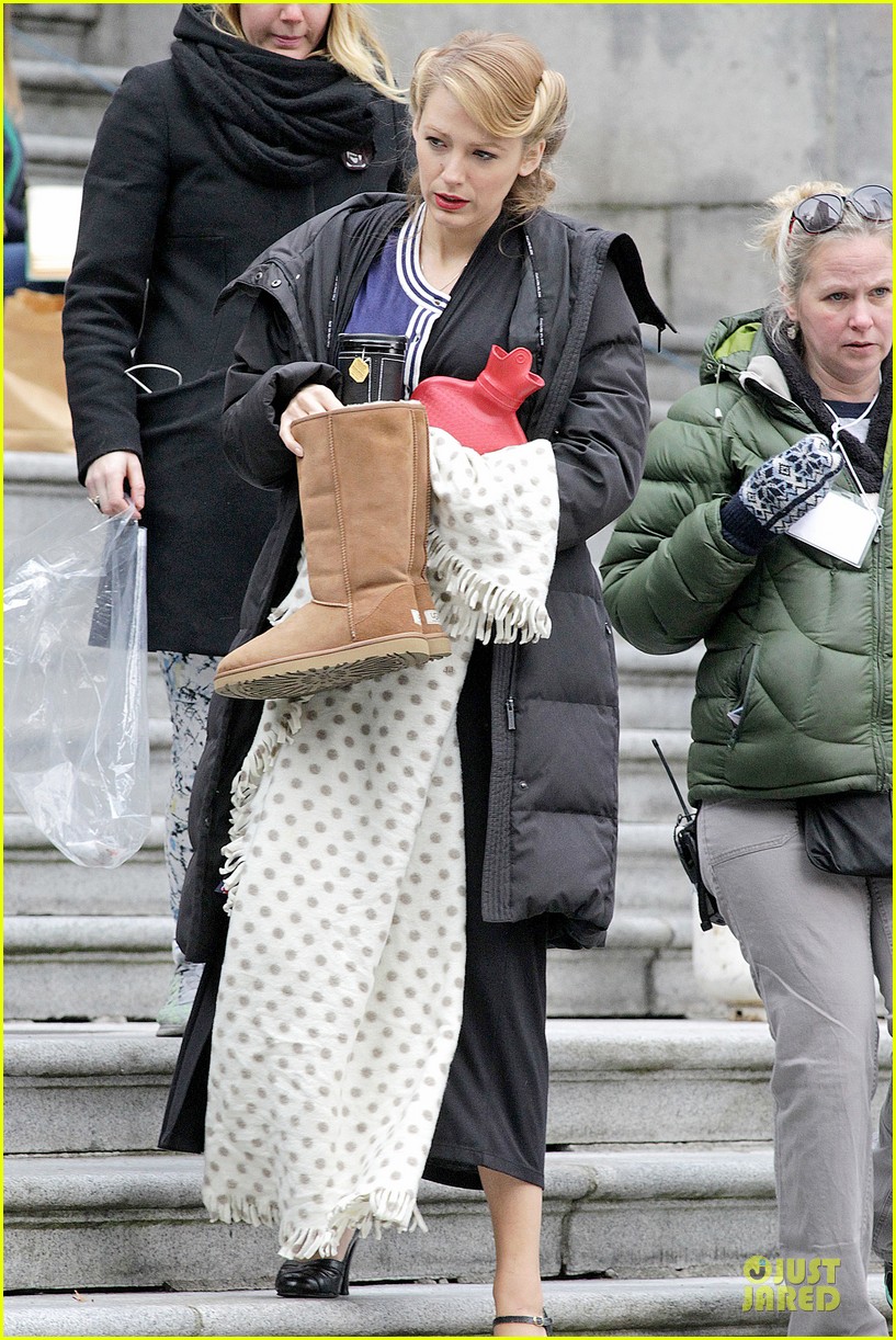 Blake Lively Gets Serious Reading Done For 'Age of Adaline'!: Photo ...