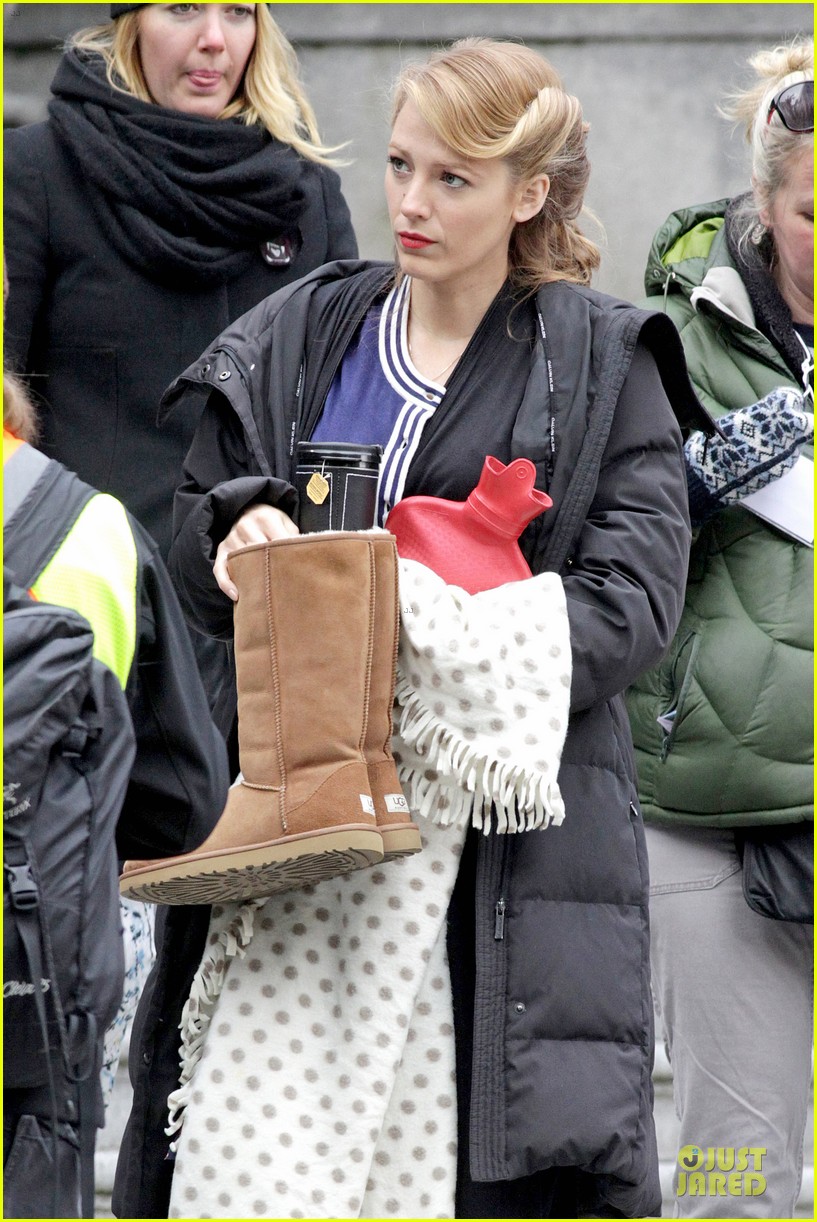 Blake Lively Gets Serious Reading Done For 'Age of Adaline'!: Photo ...