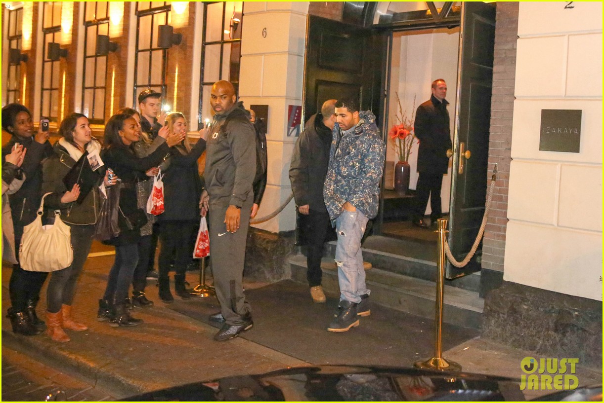 Rihanna & Drake Spotted on Dinner Date in Amsterdam!: Photo 3067648 ...