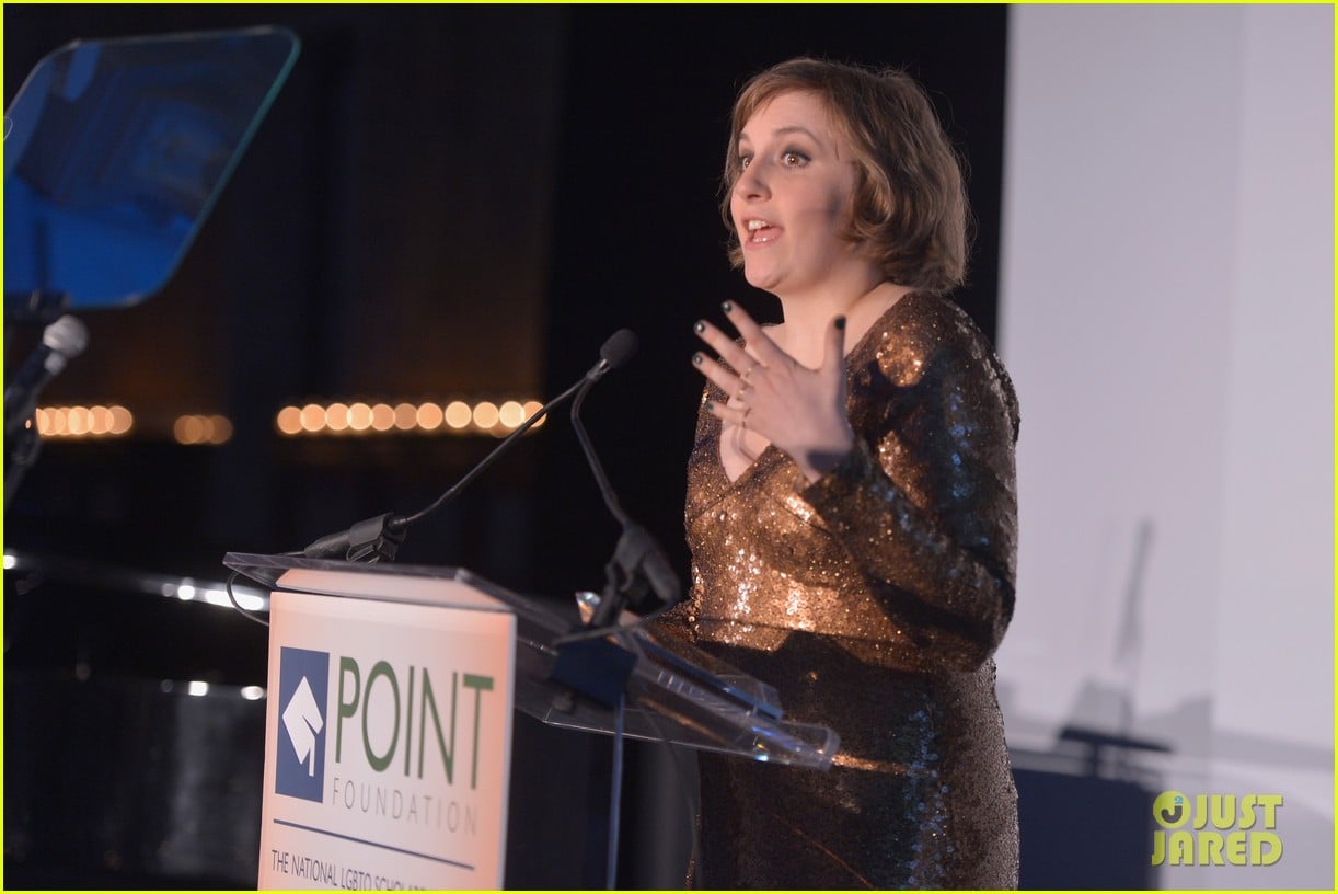 Lena Dunham & Andrew Rannells Share Kiss at Point Honors New York Gala ...