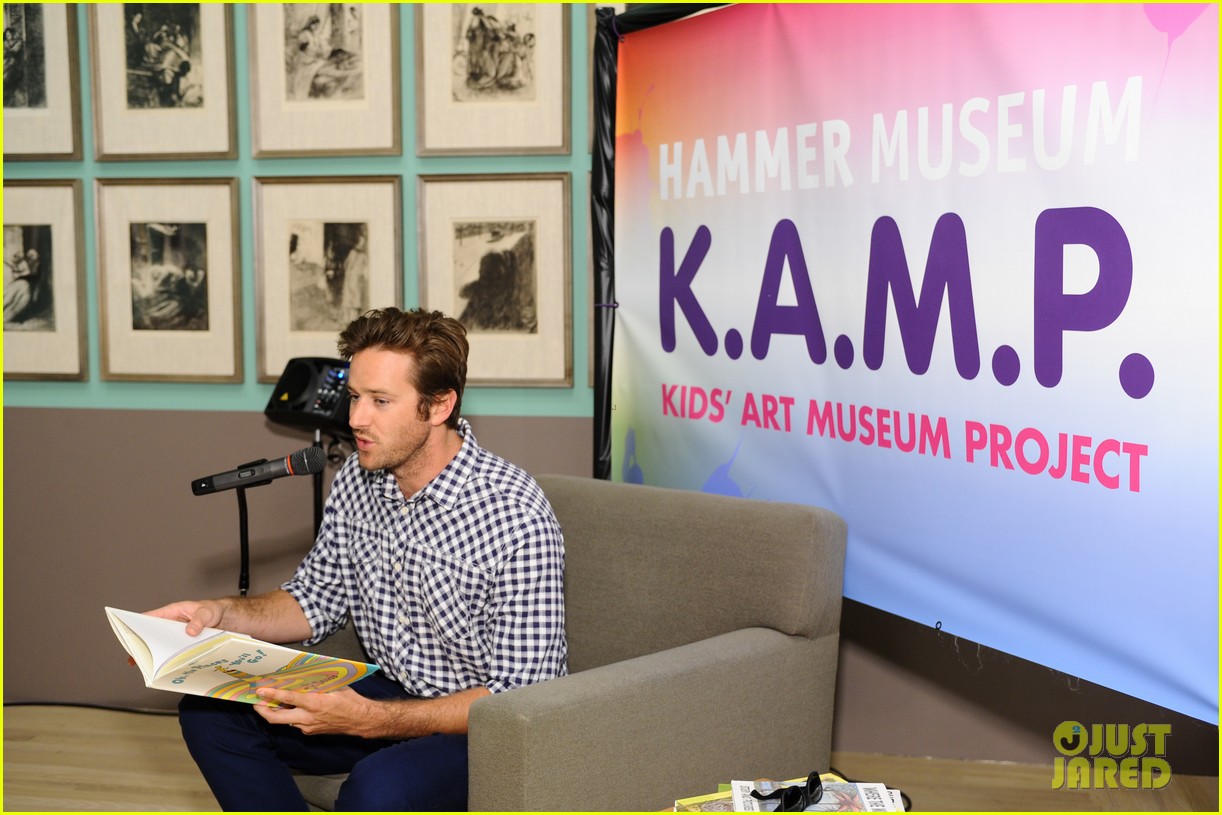 Jessica Alba Makes It a Family Affair at the Hammer Museum!: Photo ...