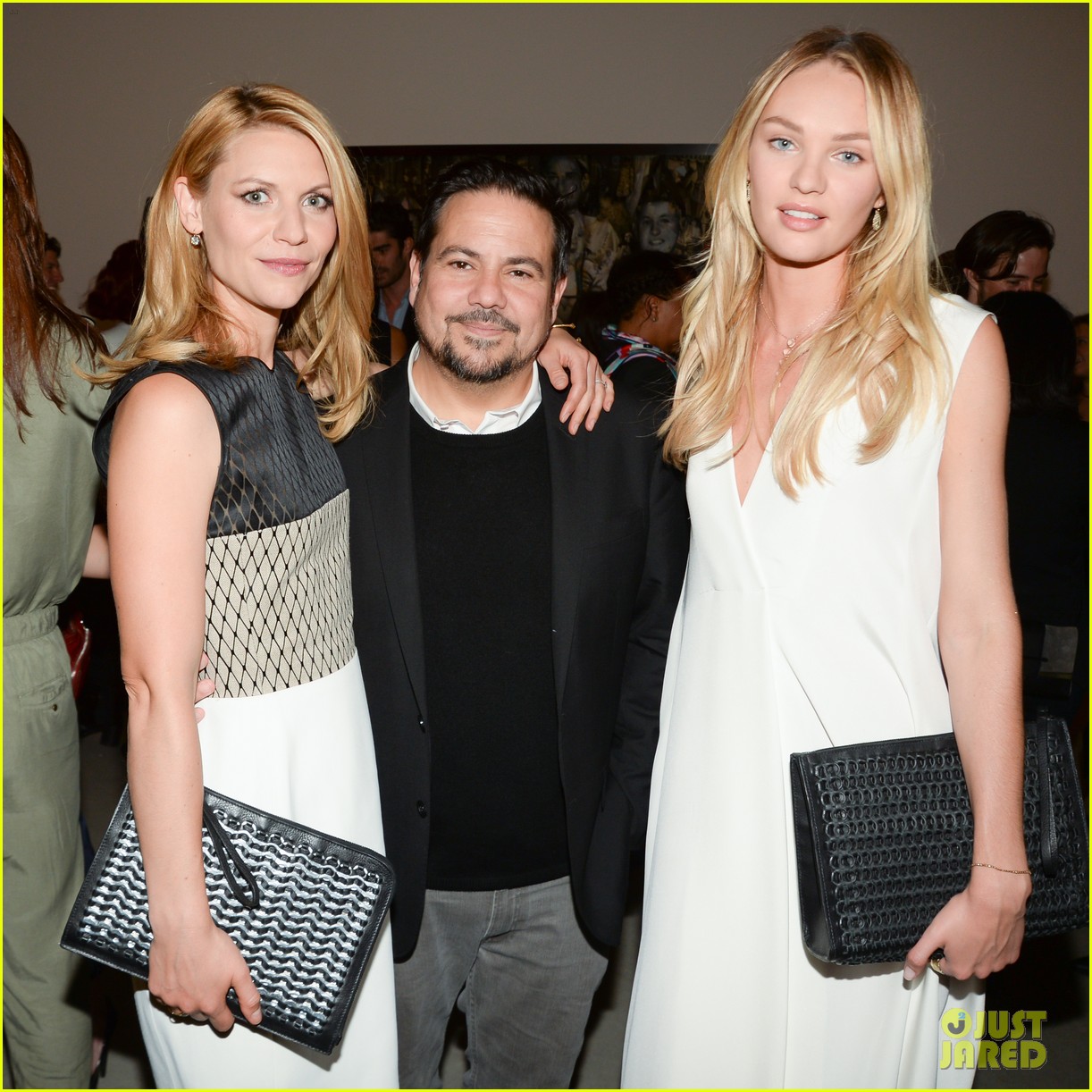 Behati Prinsloo Wears Crop Top & Shows Off Her Fabulous Figure: Photo ...