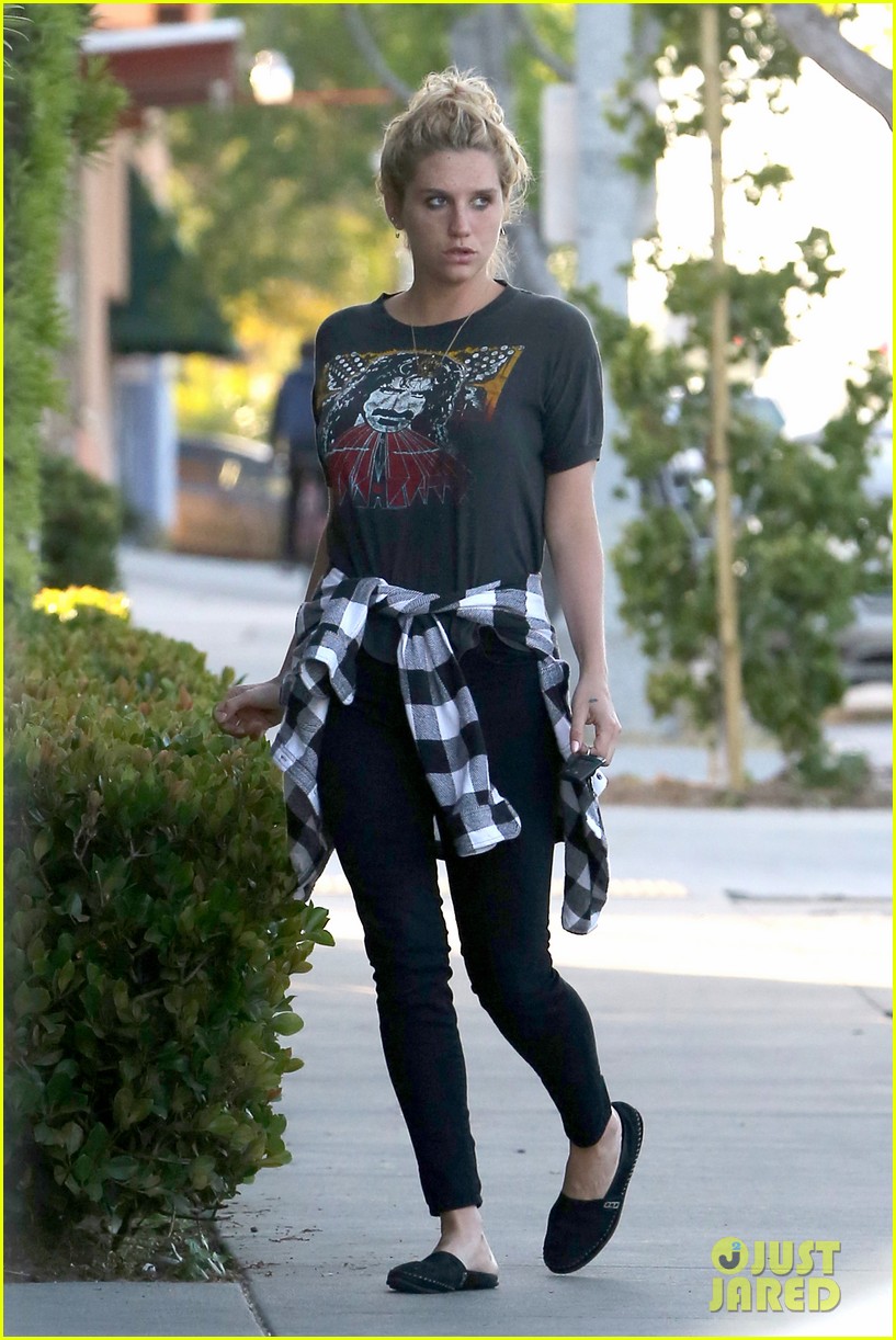 Kesha: Your Career Will Live or Die on 'Rising Star'!: Photo 3119826 ...