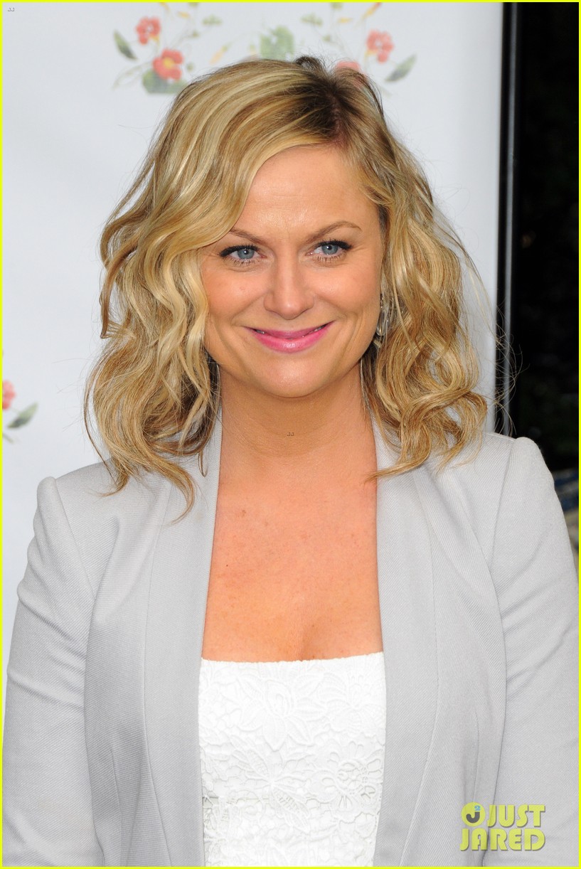 Amy Poehler Drops By Bette Midler's Annual Spring Picnic!: Photo ...