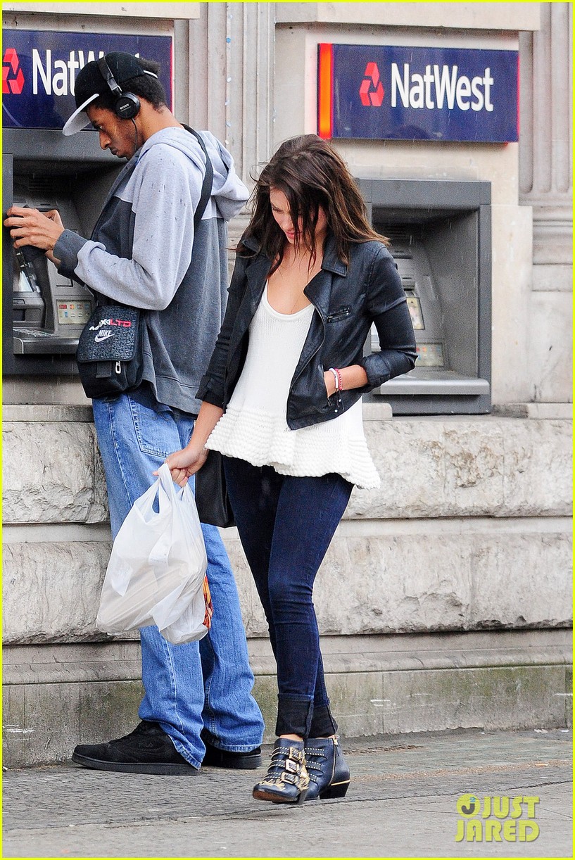 Margot Robbie Won't Let the Rain Keep Her Inside the House: Photo ...