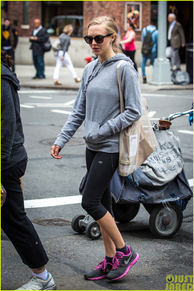 Amanda Seyfried Treats Herself to a Spa Day!: Photo 3120798 | Amanda ...