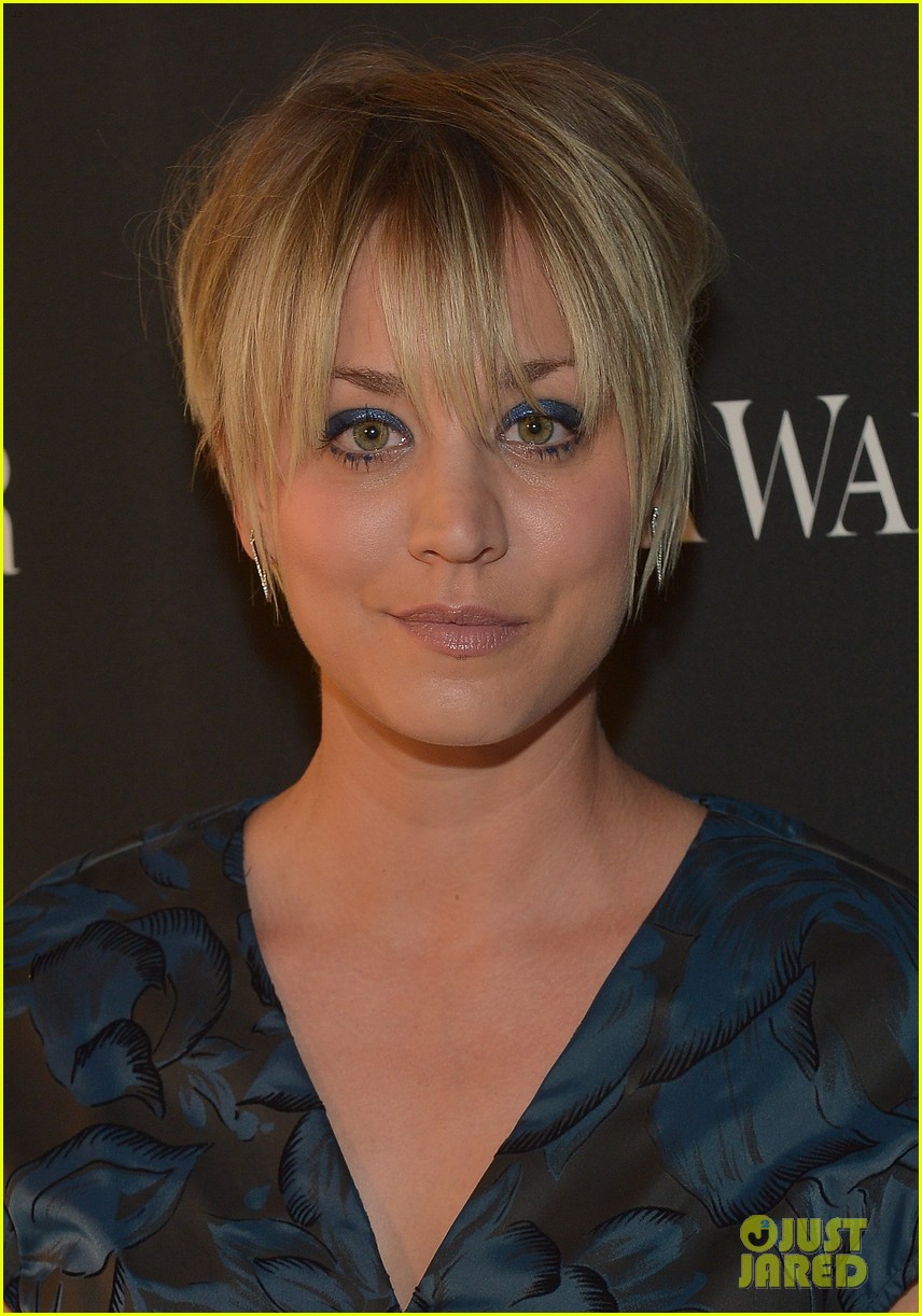 Kaley Cuoco & Pregnant Rosamund Pike Drop by Vera Wang's Store Opening ...