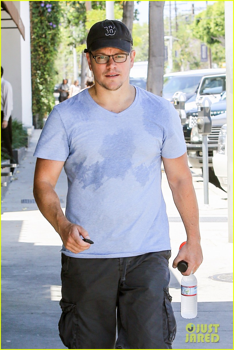 Matt Damon's Cousin is Training BFF Ben Affleck for 'Batman vs ...