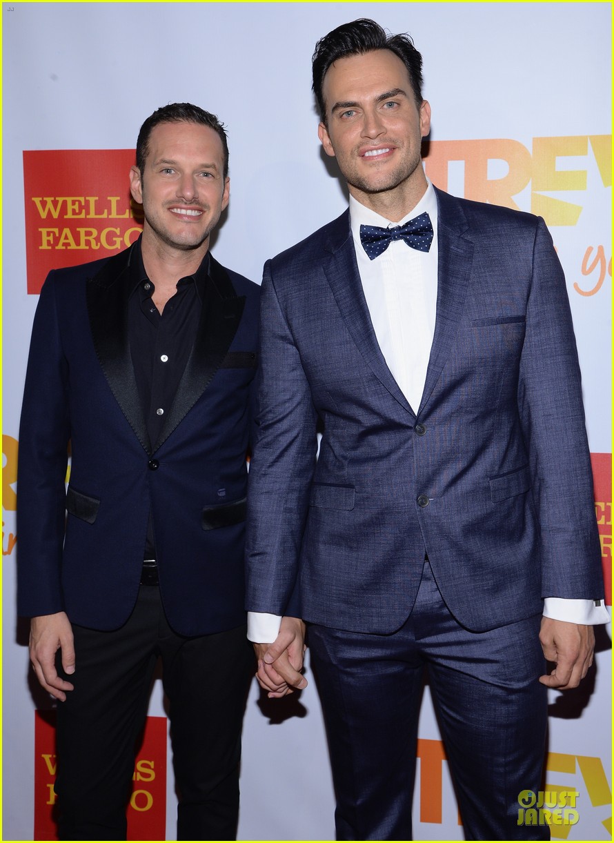 Zachary Quinto & Neil Patrick Harris Help LGBTQ Youth at TrevorLive ...