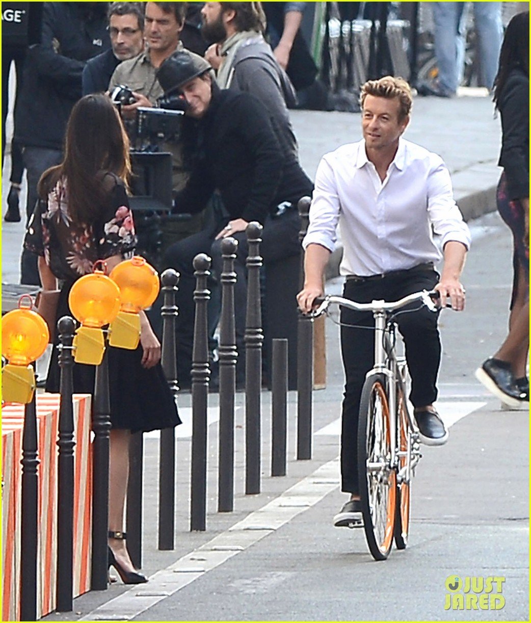 Simon Baker Picks Up a Lady on His Bicycle for Givenchy's Fragrance Commercial: Photo 3147523 ...