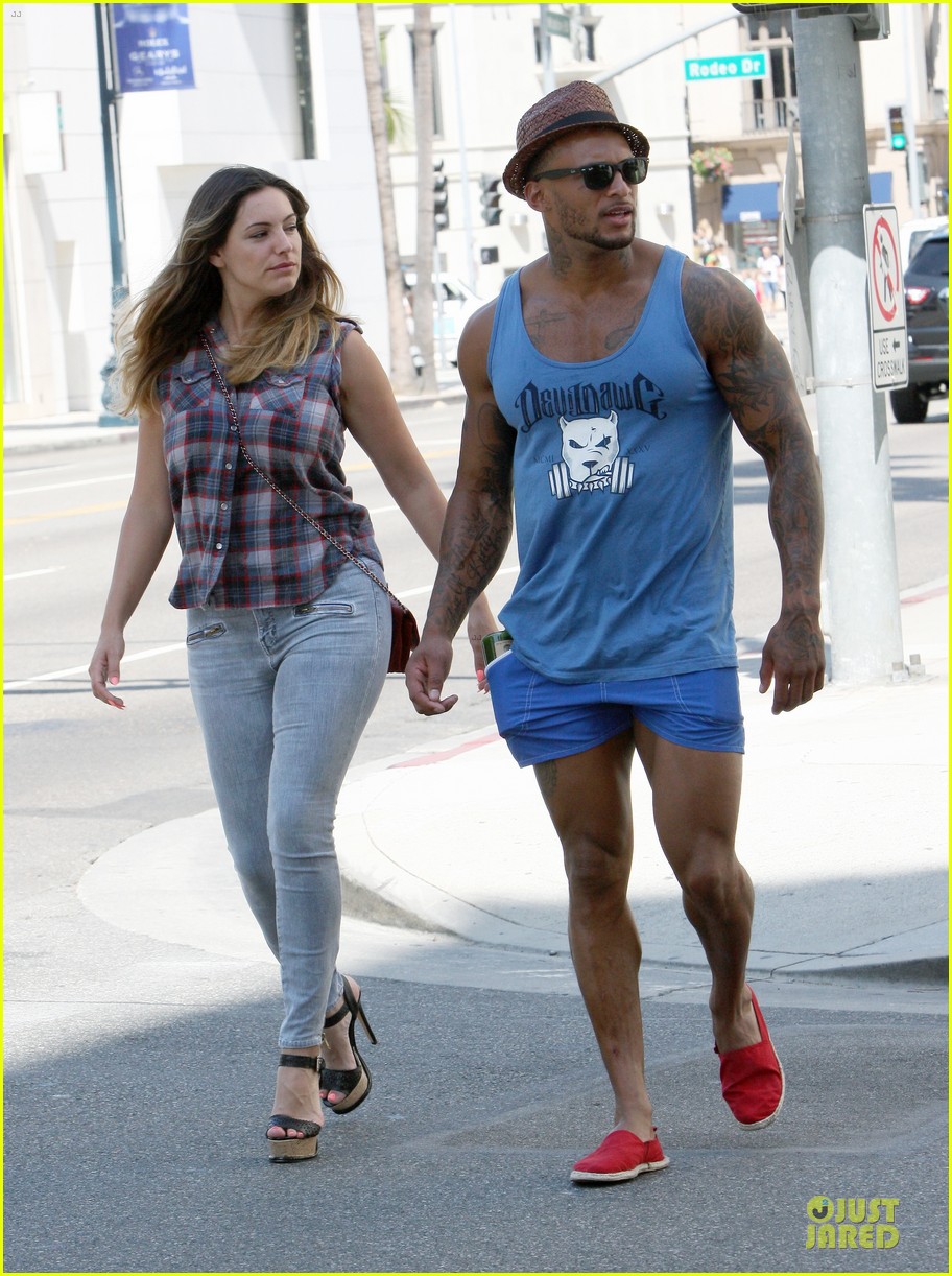 Kelly Brook Reveals Her Top Beauty Tip - Find Out Now!: Photo 3159933 ...